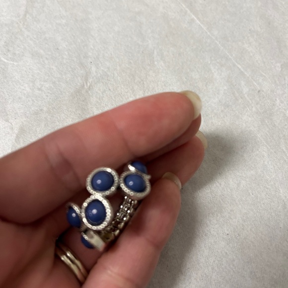 Jewelry | Silver Tone Blue Cluster Stone Stretch Ring Great Vibrant ...